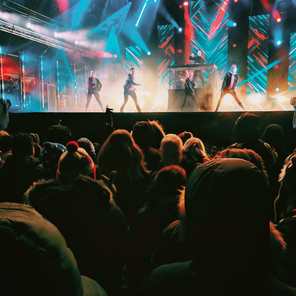 Going To A Concert? Here Are Four Of The Best Earplug Brands To Protect ...