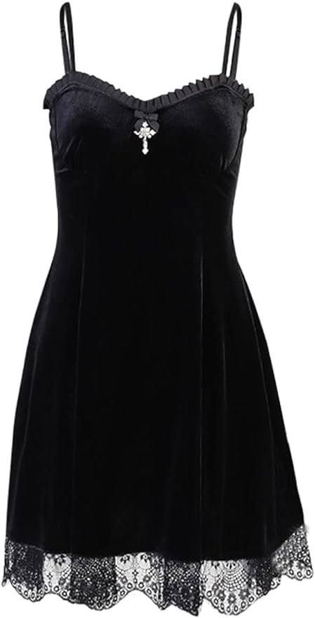 What Is Soft Goth? How To Achieve The Soft Goth Aesthetic