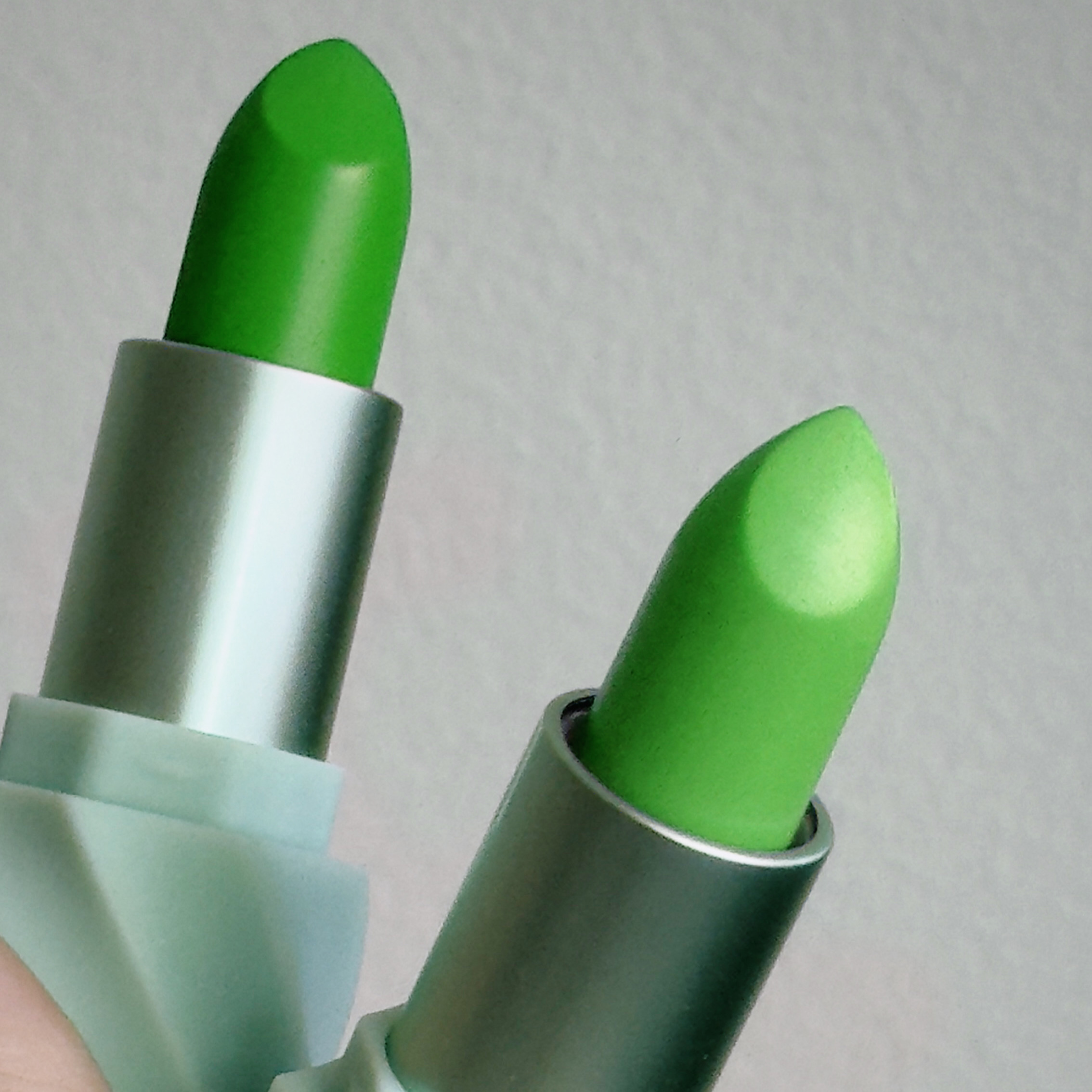 Beetlejuice Lips: The New Trend that Sparked An Influencer Battle