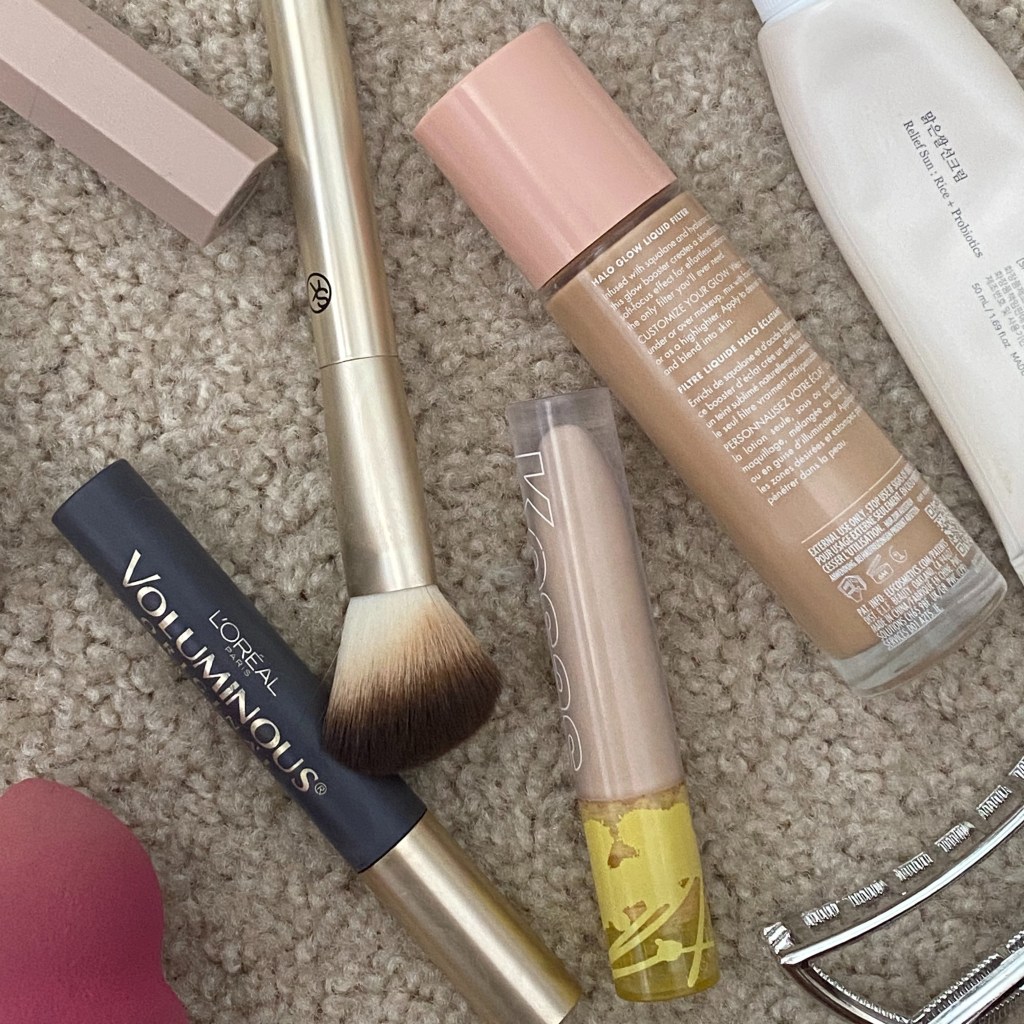 2000’s Concealer Lips Are Back and Here to Stay