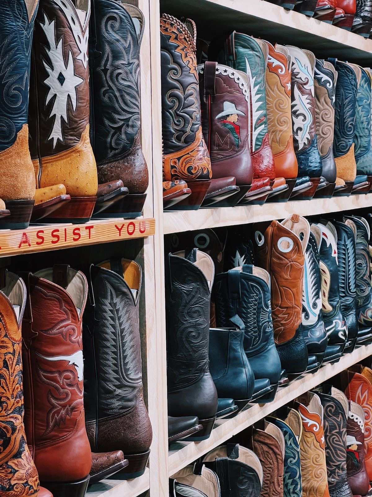 5 Must-Have Cowboy Boots for Your 2026 Collection